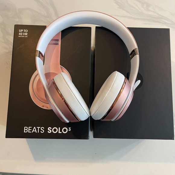 Beats by Dre | Headphones | Beats By Dre Solo3 Wireless Headphones ...